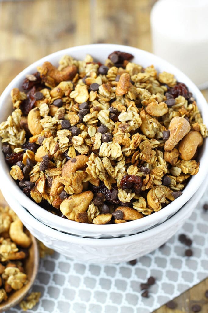 Chocolate Cherry Granola - The Healthy Maven