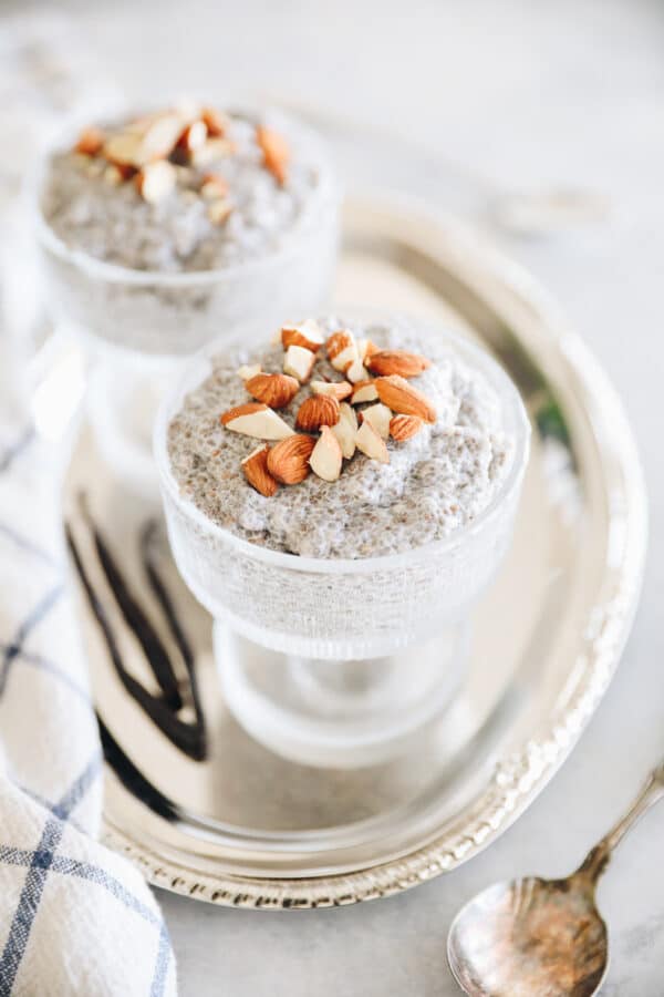 Classic Vanilla Chia Pudding [4 Ingredients!] - The Healthy Maven