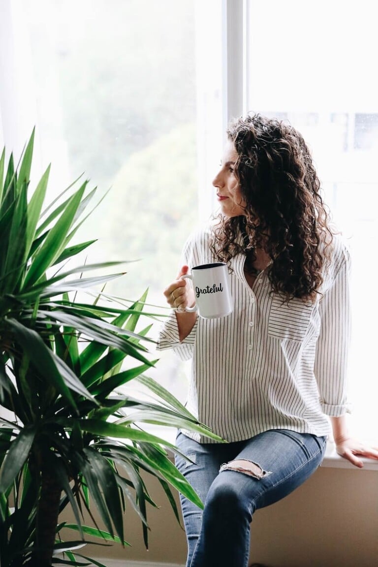 An Intro Guide To Herbal Tea | And It's Benefits - The Healthy Maven