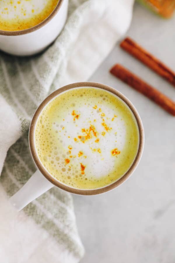 Turmeric Latte [Golden Milk Latte] - The Healthy Maven
