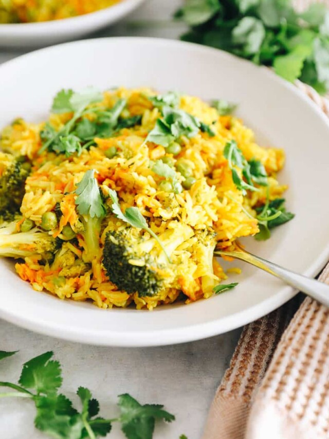 🥥💚 The Ultimate Coconut Curry Rice with Veggies Recipe - The Healthy Maven